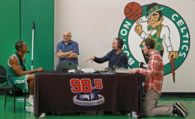 Popular Types of Radio Programs - RadioKing Blog