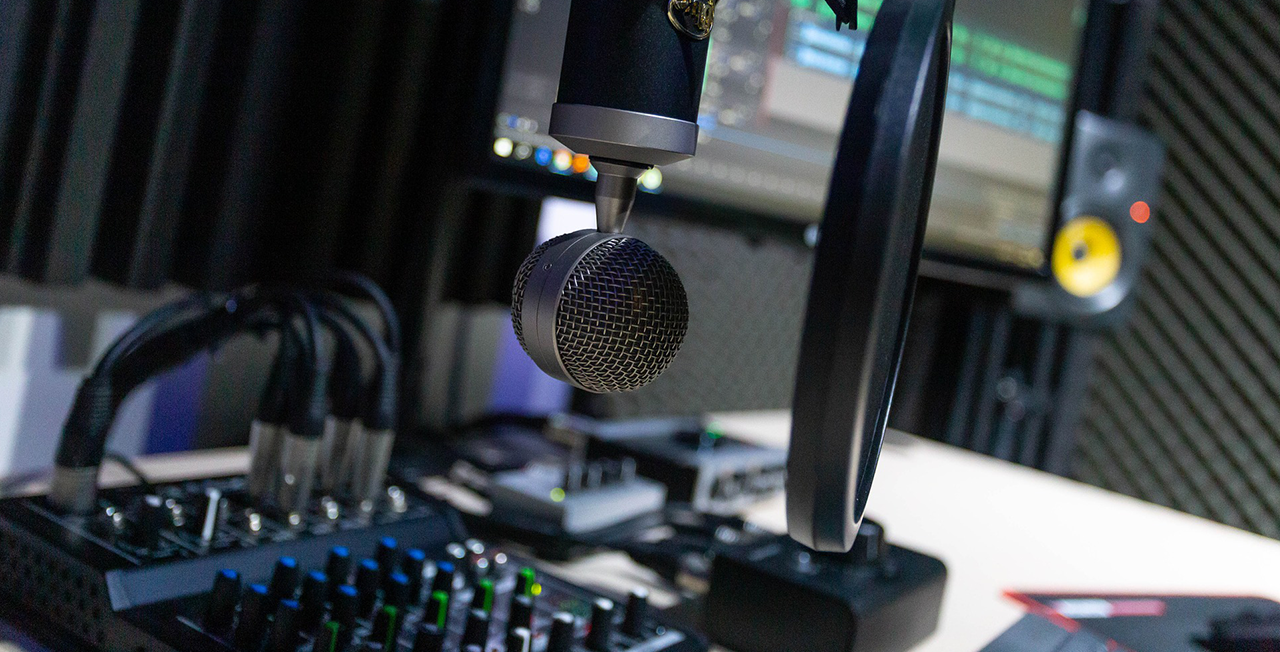Awesome Tips on Radio Presenting - RadioKing Blog