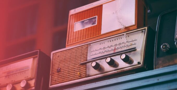 Radio broadcasting: What you need to know - RadioKing Blog