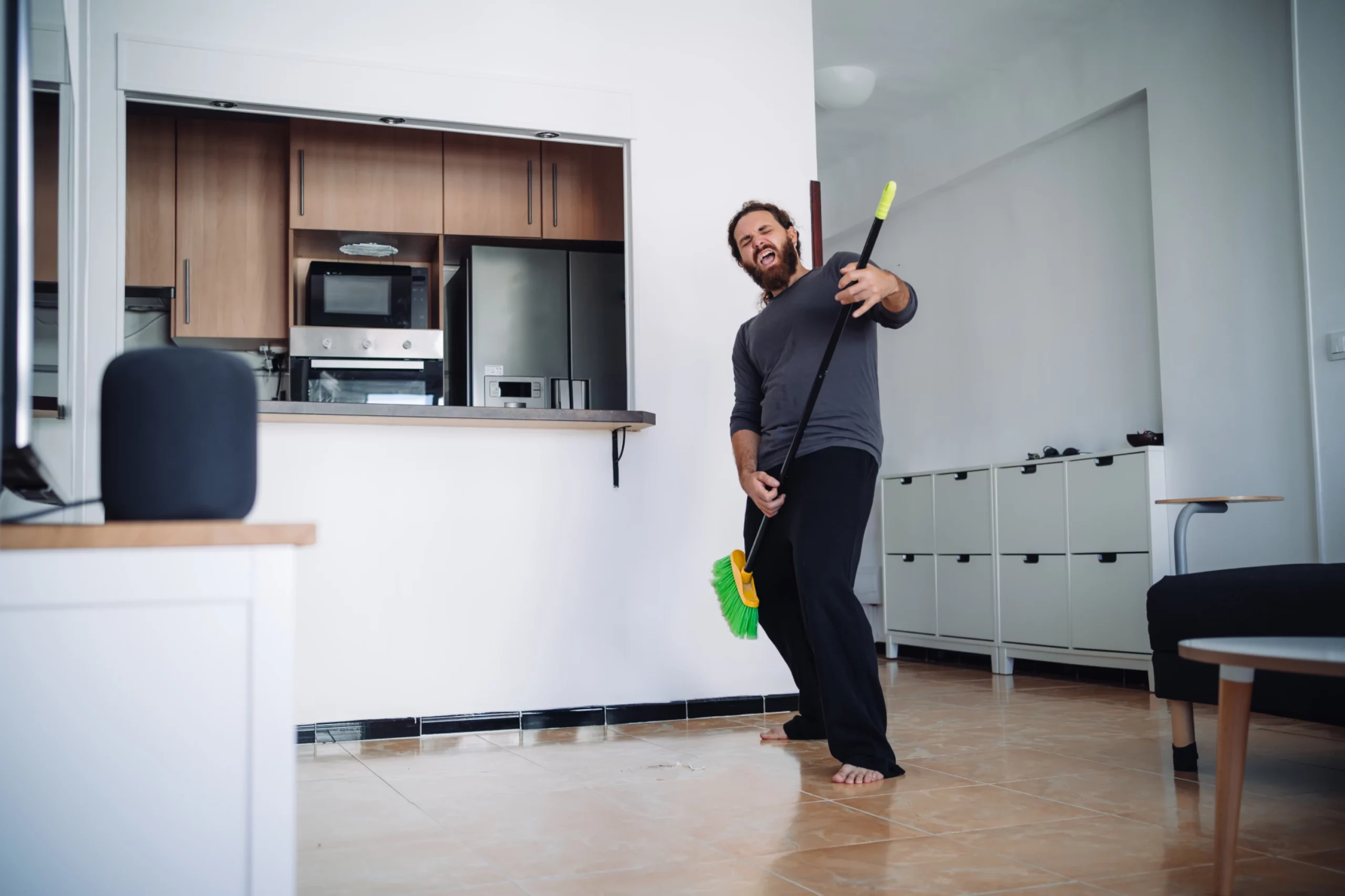 Broadcast your radio on smart speakers - RadioKing