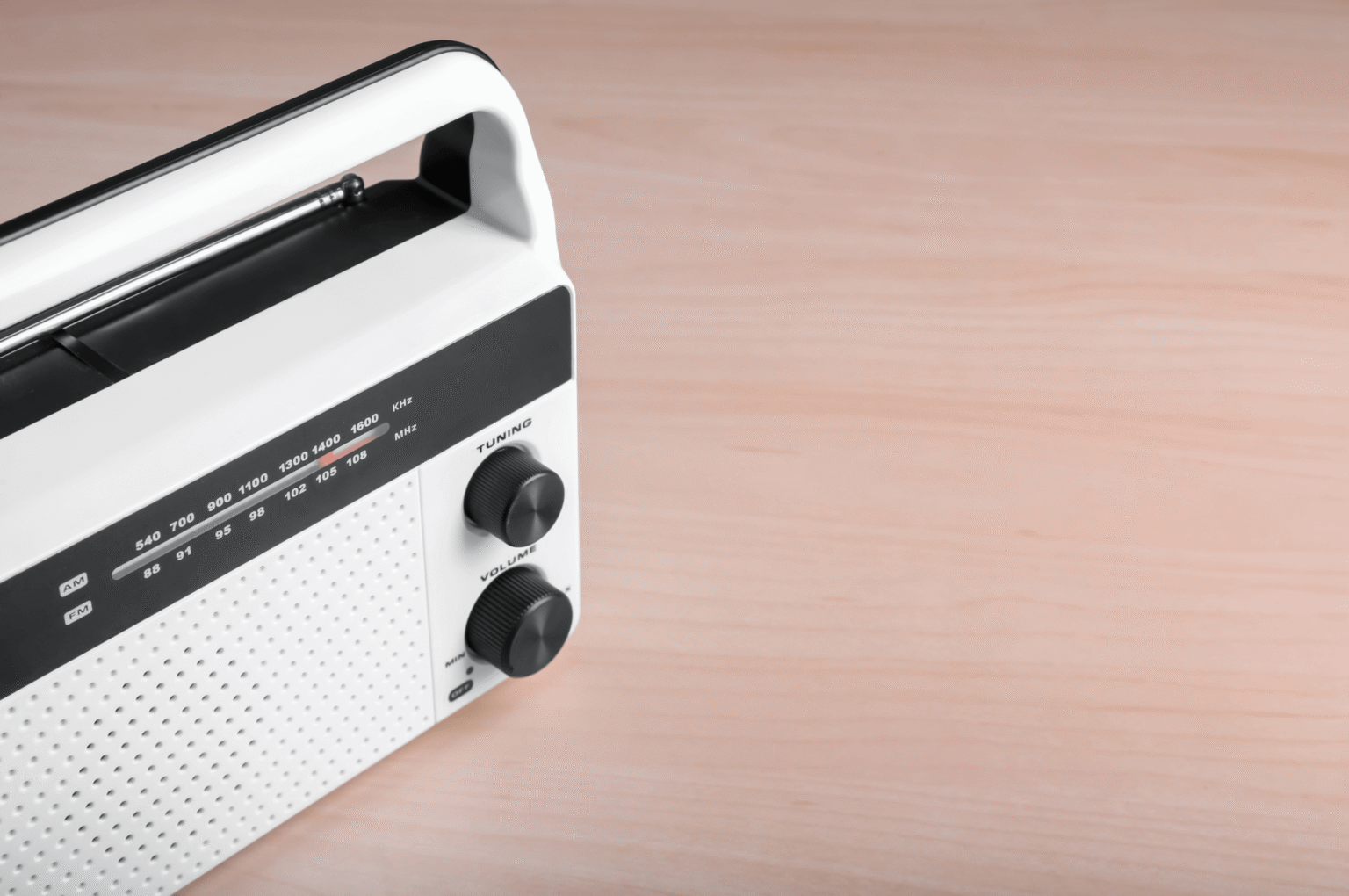 Create an online radio station for AM/FM radios - RadioKing